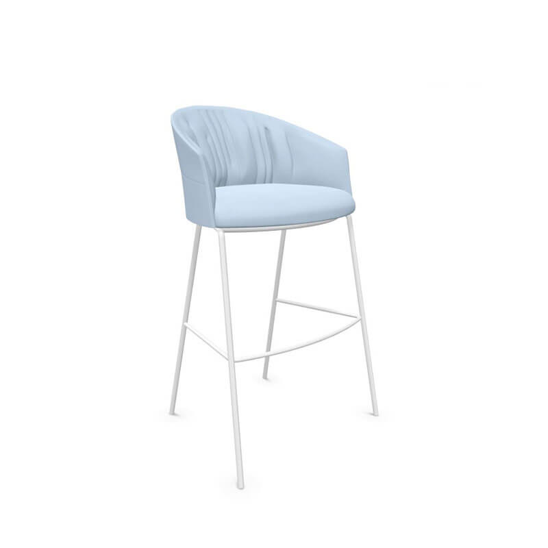 Soft upholstered bar stool by Viccarbe | AiureDeco