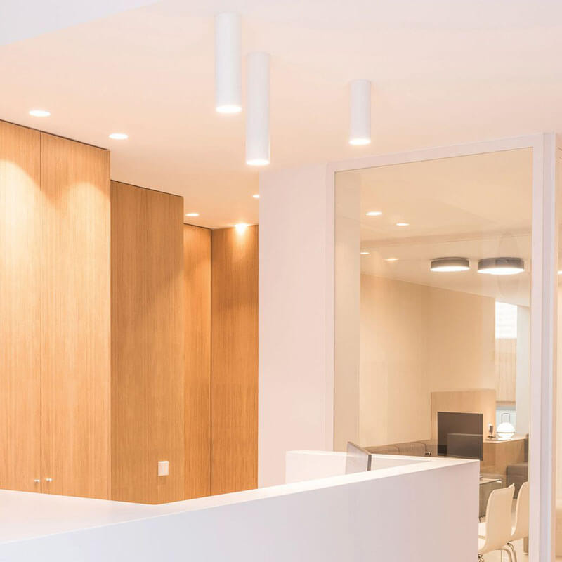 Scope Surface 27 ceiling lamp LED by Arkoslight | Aiure