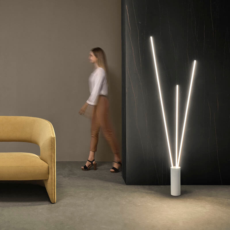 Dimmable LED floor lamp Vertical 3 lights by Mantra | Aiure